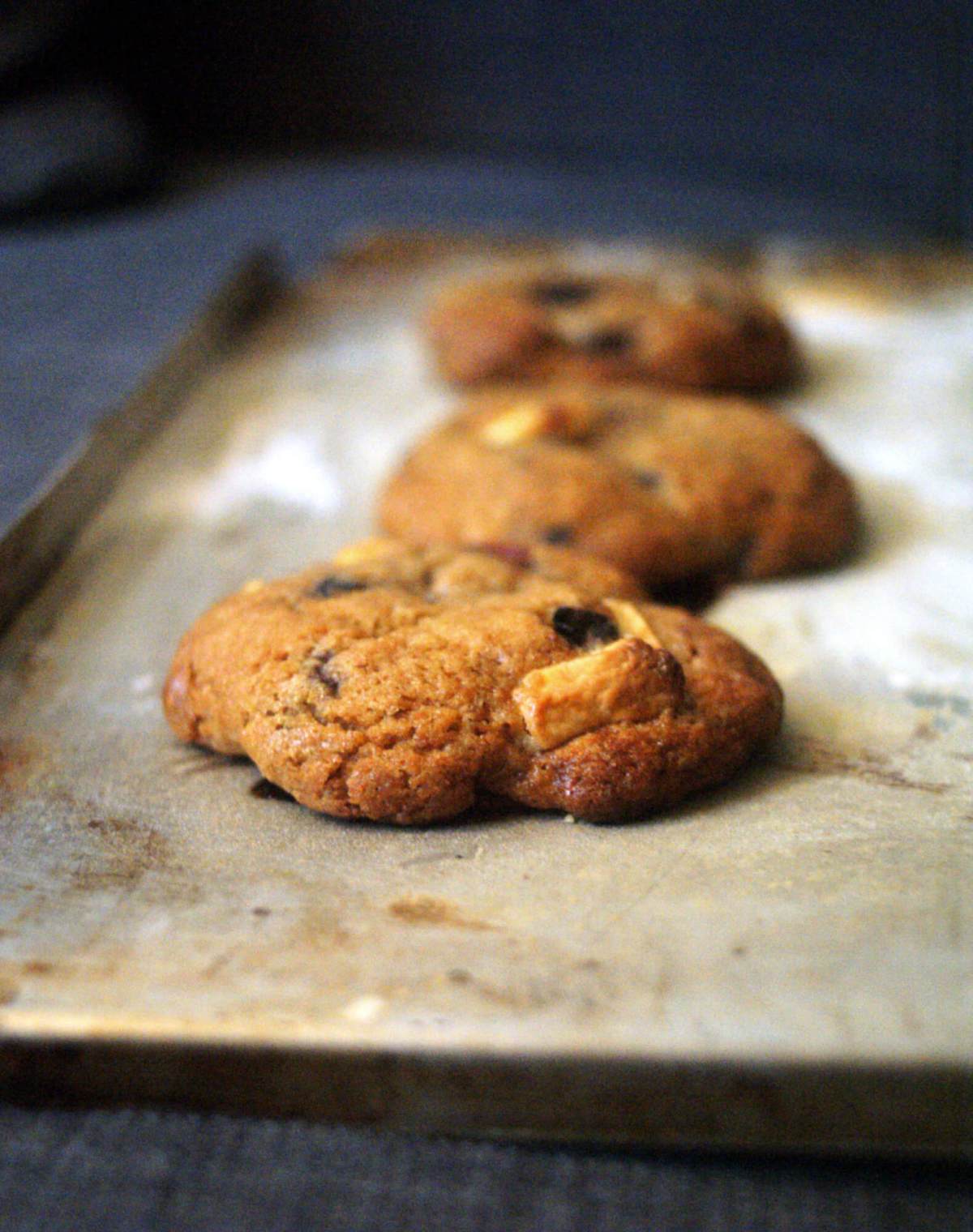 Blueberry, Lemon and White Chocolate Cookies - From France, With Love